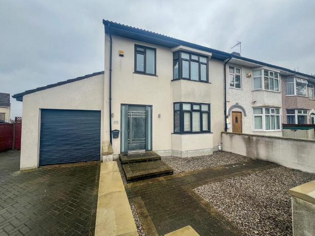 Tenth Avenue, Bristol BS7 6 bed semi detached house to rent £3,900 pcm £900 pw