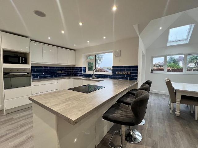 Tenth Avenue, Bristol BS7, 6 bed property to rent, £3,900 pcm | PrimeLocation