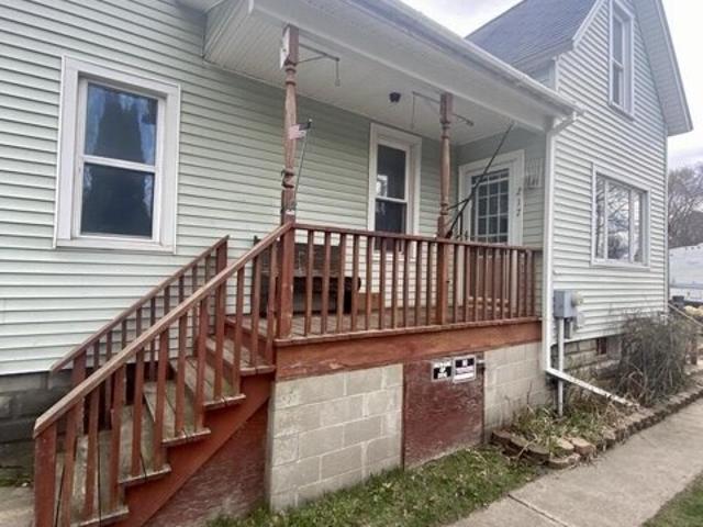 Tenth St, Manistee, Home For Sale