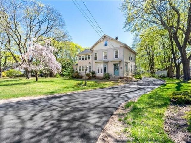 Ten Rod Rd, North Kingstown, Home For Sale