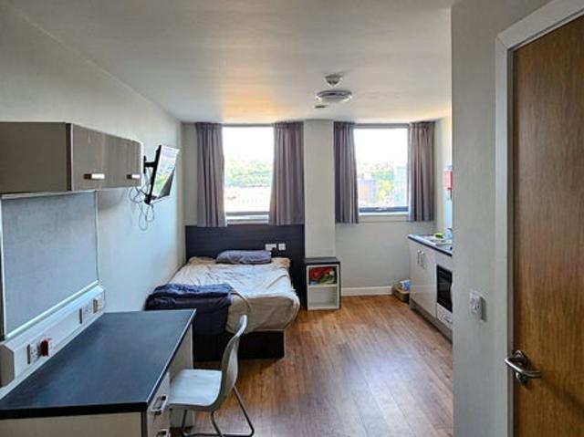 Tenancy Takeover – Studio Apartment