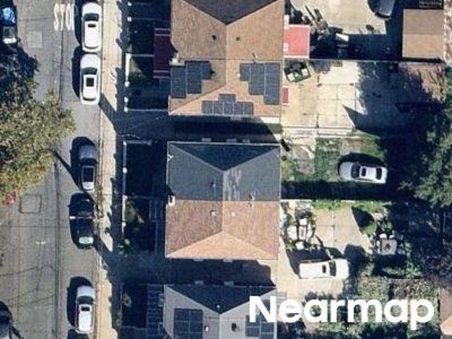 Tenbroeck Ave