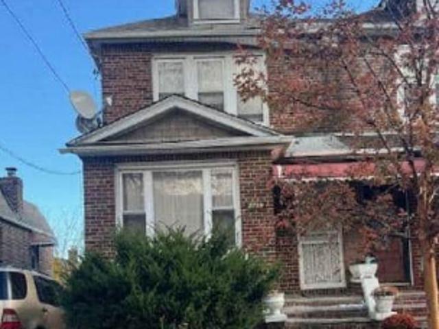 Tenbroeck Ave