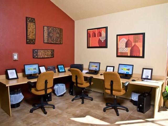 Tenison at White Rock 2 Bedroom Apartment for Rent at 7440 La Vista Dr, Dallas, TX 75214 Coronado Hills Gastonwood