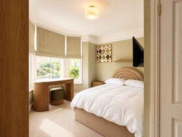 Tenison Road, Cambridge, CB1