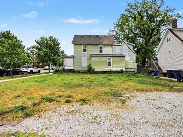 Tennessee St, Michigan City, IN 46360