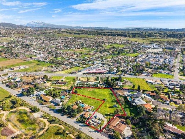 Tennessee, Yucaipa, CA 92399