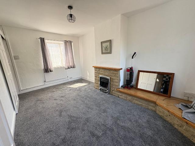 Tennis Avenue, Bradford BD4, 3 bed semi detached house to rent, £775 pcm | PrimeLocation