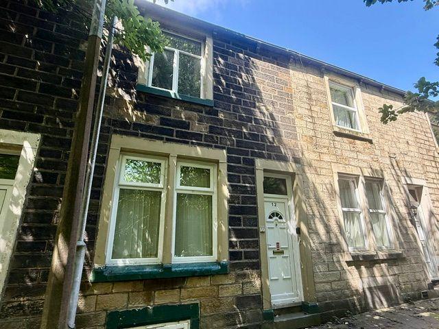 Tennis Street, Burnley BB10, 2 bed terraced house to rent, £600 pcm | PrimeLocation