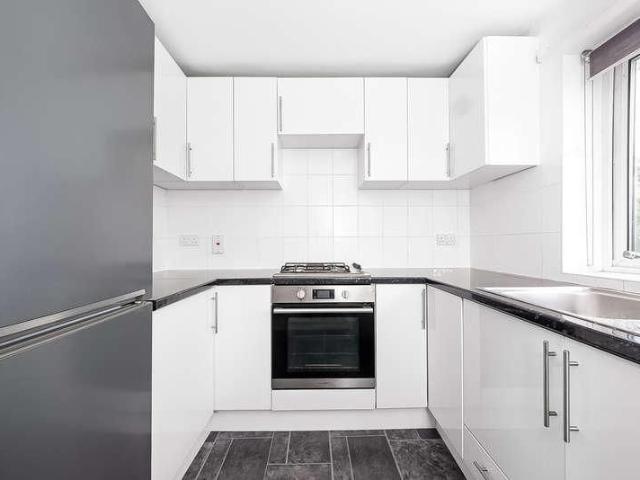 Tennison Road, London, SE25