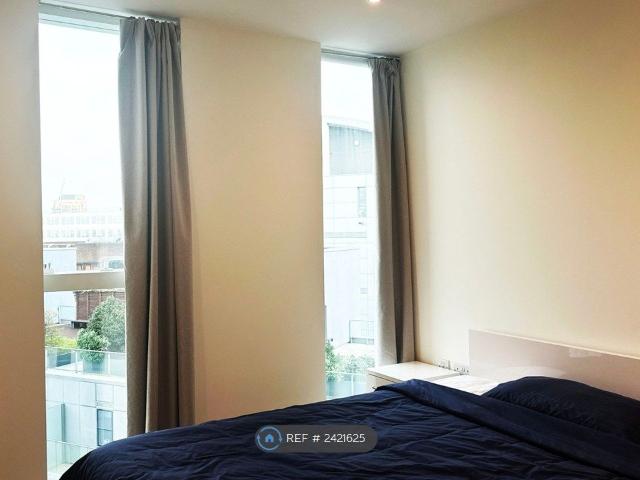 Tennyson Apartments, Croydon CR0, 2 bed flat to rent, £1,800 pcm | PrimeLocation