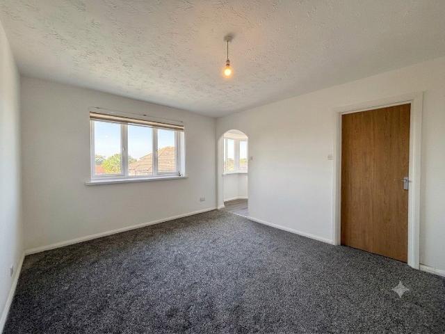 Tennyson Close, Enfield EN3, 1 bed flat to rent, £1,500 pcm | PrimeLocation