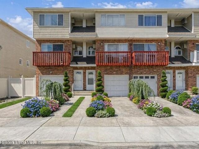 Tennyson Dr, Staten Island, Home For Sale