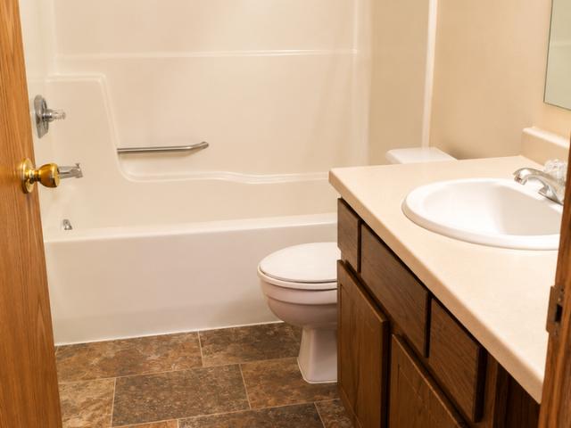 Tennyson Heights Apartments 1 Bedroom Apartment for Rent at 3710 Packers Ave, Madison, WI 53704 Berkeley Oaks