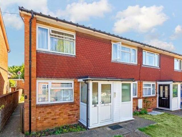 Tennyson Road, Chiswell Green, 2 Bedroom Apartment