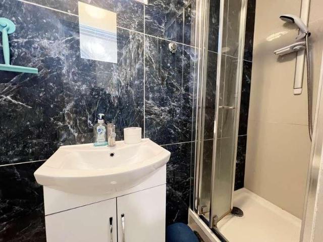 Tennyson Road, Luton, LU1