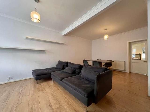 Tennyson Road, London, E15