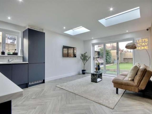 Tennyson Road, Portsmouth, PO2