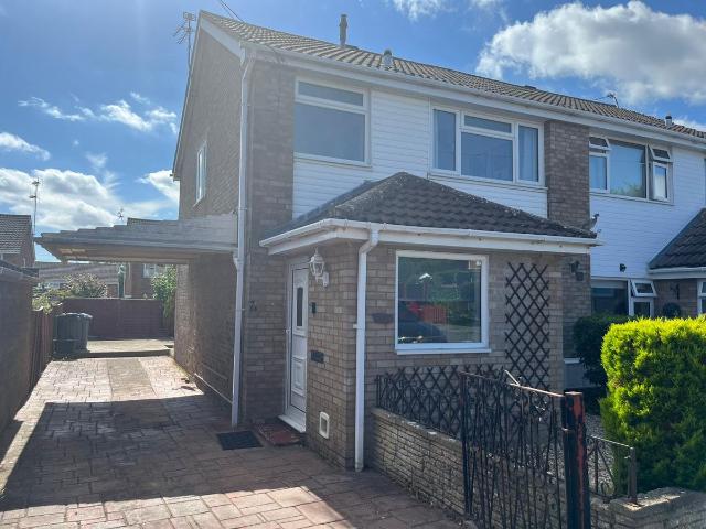 Tennyson Road, Royal Wootton Bassett SN4, 3 bed semi detached house to rent, £1,400 pcm | PrimeLocation