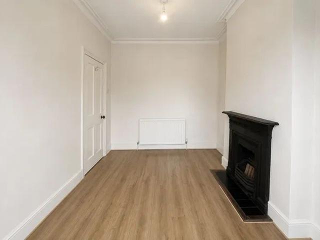 Tennyson Road, Stratford E15, Property for rent