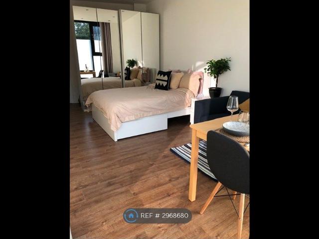 Tea Building, London SE4, Studio to rent, £1,390 pcm | PrimeLocation