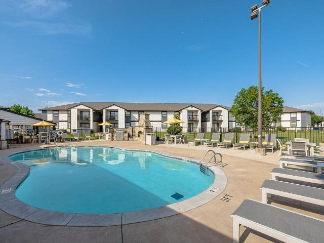 Teagen 2 Bedroom Apartment for Rent at 12821 Stratford Dr, Oklahoma City, OK 73120