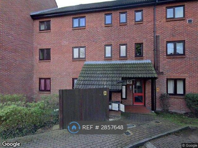 Teal Court, London NW10, 2 bed flat to rent, £1,900 pcm | PrimeLocation