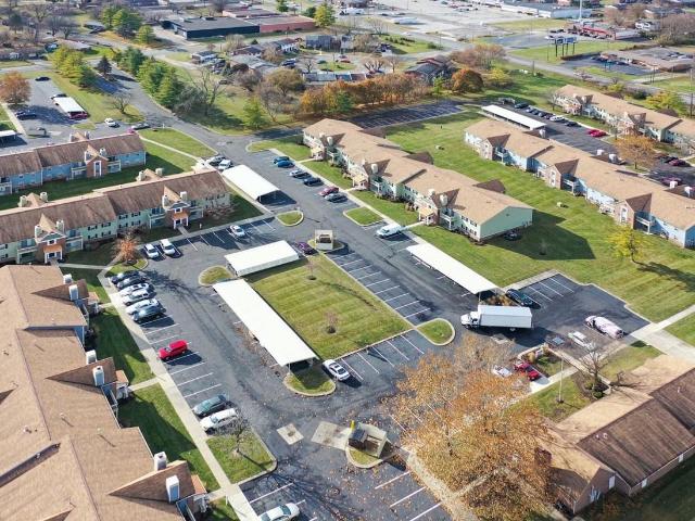 Teal Run Apartments 2 Bedroom Apartment for Rent at 2302 Windsong Dr, Indianapolis, IN 46229
