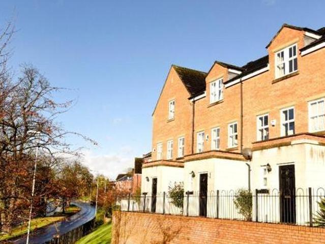 Teale Court, Chapel Allerton, 4 Bedroom Town