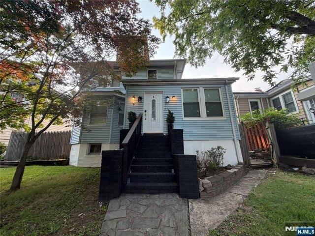 Teaneck Rd, Ridgefield Park, Home For Sale