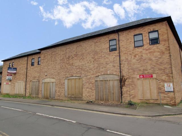 Tebbutts Road, St. Neots PE19 Property to rent £1,666 pcm £384 pw