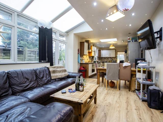 Teignmouth Road, Birmingham, West Midlands B29, 7 bed shared accommodation to rent, £468 pcm | PrimeLocation