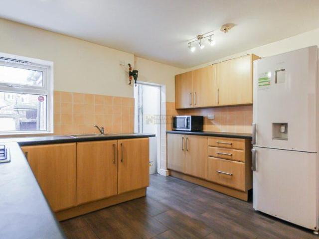 Teignmouth Road, Birmingham B29 5 bed terraced house to rent £2,450 pcm £565 pw