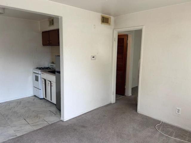 Telegraph Gardens, LLC 1 Bedroom Apartment for Rent at 2510 Telegraph Rd, Lemay, MO 63125 Lemay