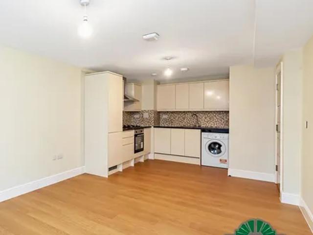 Telegraph Mews, London, IG3 8RG, United Kingdom | 2 bed apartment for rent #167485606 | Rentberry