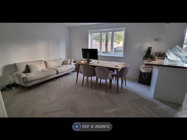 Telegraph Place, London E14, 1 bed flat to rent, £1,800 pcm | PrimeLocation