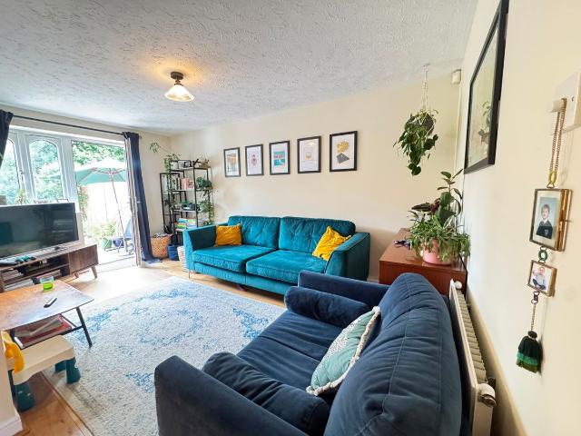 Telegraph Place, London E14, 3 bed town house to rent, £3,000 pcm | PrimeLocation