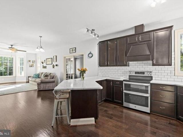 Telegraph Rd, Ruther Glen, Home For Sale