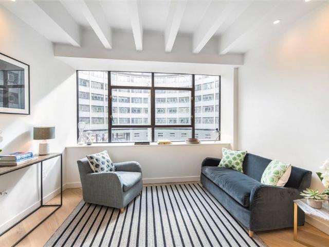 Television Centre, 101 Wood Lane, London 1 bed flat to rent £2,847 pcm £657 pw