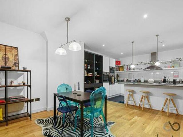 Telfords Yard, The Highway, 2 Bedroom Apartment
