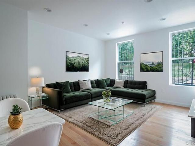 Teller Ave, Bronx, Home For Sale