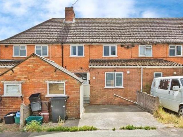 Tellis Cross, East Coker, 3 Bedroom Terraced