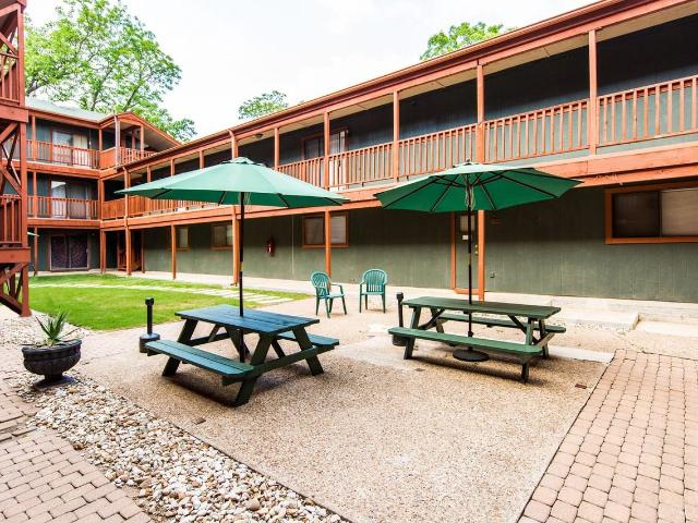 Telluride 1 Bedroom Apartment for Rent at 4100 Avenue C, Austin, TX 78751 Hyde Park