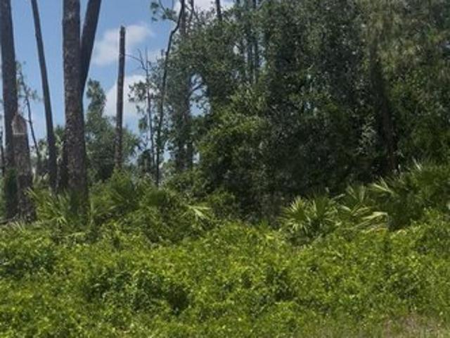 Tepee Ave, North Port, FL 34291