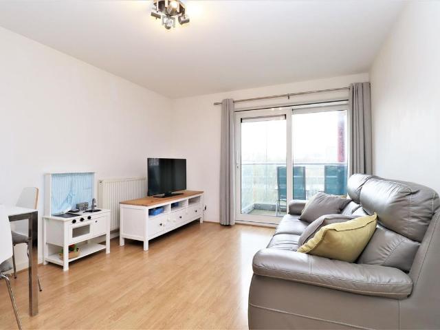 Tequila Wharf, Limehouse E14, 2 bed flat to rent, £2,300 pcm | PrimeLocation