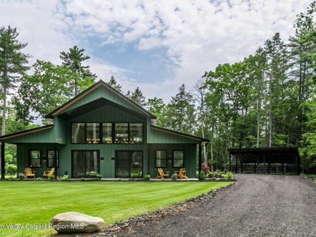 Teradon Rd, Accord, Home For Sale