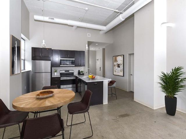 Terminal 21 Studio Apartment for Rent at 615 1st Ave, Pittsburgh, PA 15219 Downtown Pittsburgh
