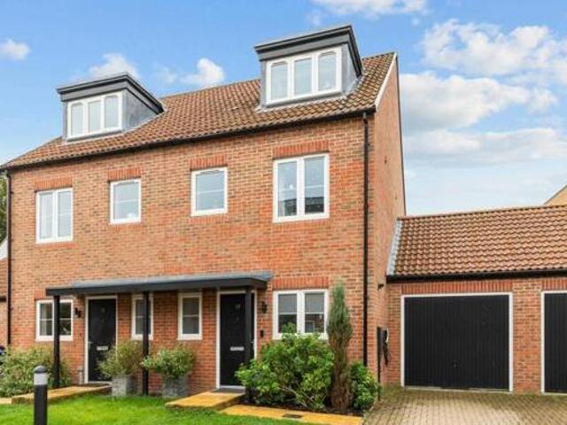 Tern Avenue, Horsham, 3 Bedroom Semi detached