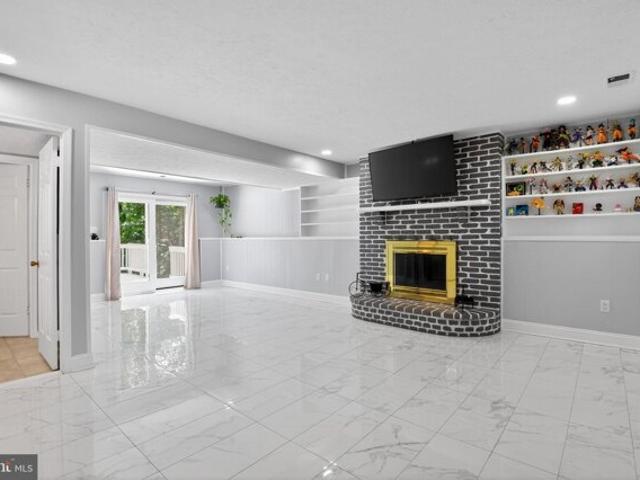Ternwing Dr, Arnold, Home For Sale