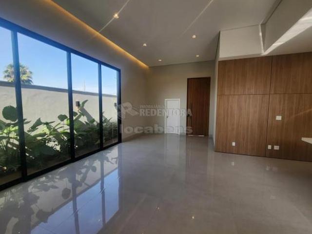 Casa Alto Padrão à Venda no Condomínio Terra Vista Residence Club com 03 dormitórios